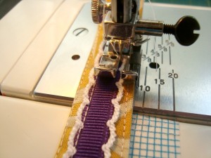 Ribbon Dog Leash Tutorial - Patchwork Posse