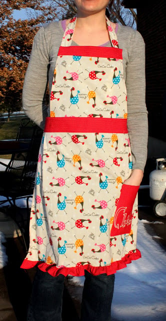 50 + Apron Tutorials for Spring Cleaning - Patchwork Posse