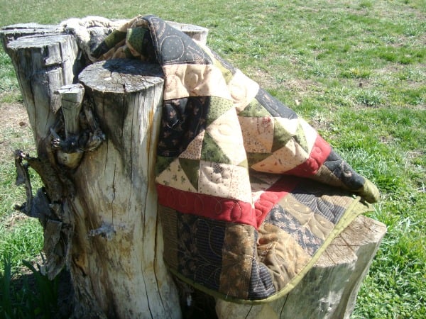 Turkey Tracks Lap Quilt Tutorial - Patchwork Posse