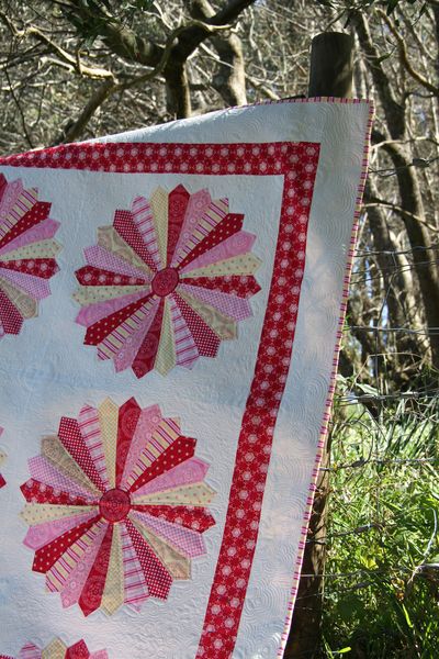 10 More Dresden Plate Quilt Patterns - Patchwork Posse