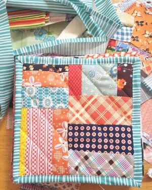 Quick and Easy Hot Pad Tutorial - Patchwork Posse