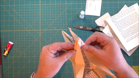 Folded Paper Stars - Patchwork Posse