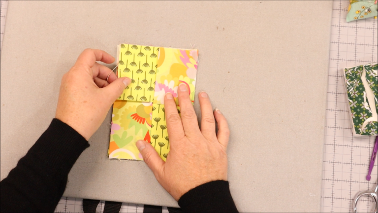 Simple Tissue Cover Pattern - Patchwork Posse