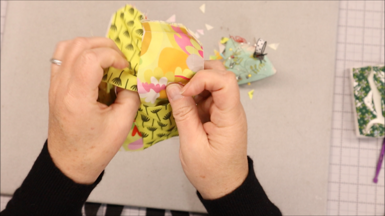 Simple Tissue Cover Pattern - Patchwork Posse