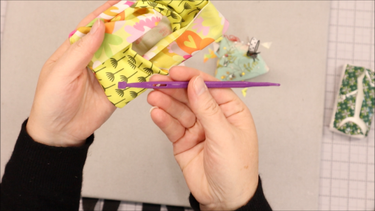 Simple Tissue Cover Pattern - Patchwork Posse