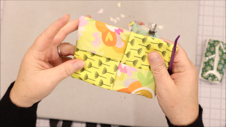 Simple Tissue Cover Pattern - Patchwork Posse