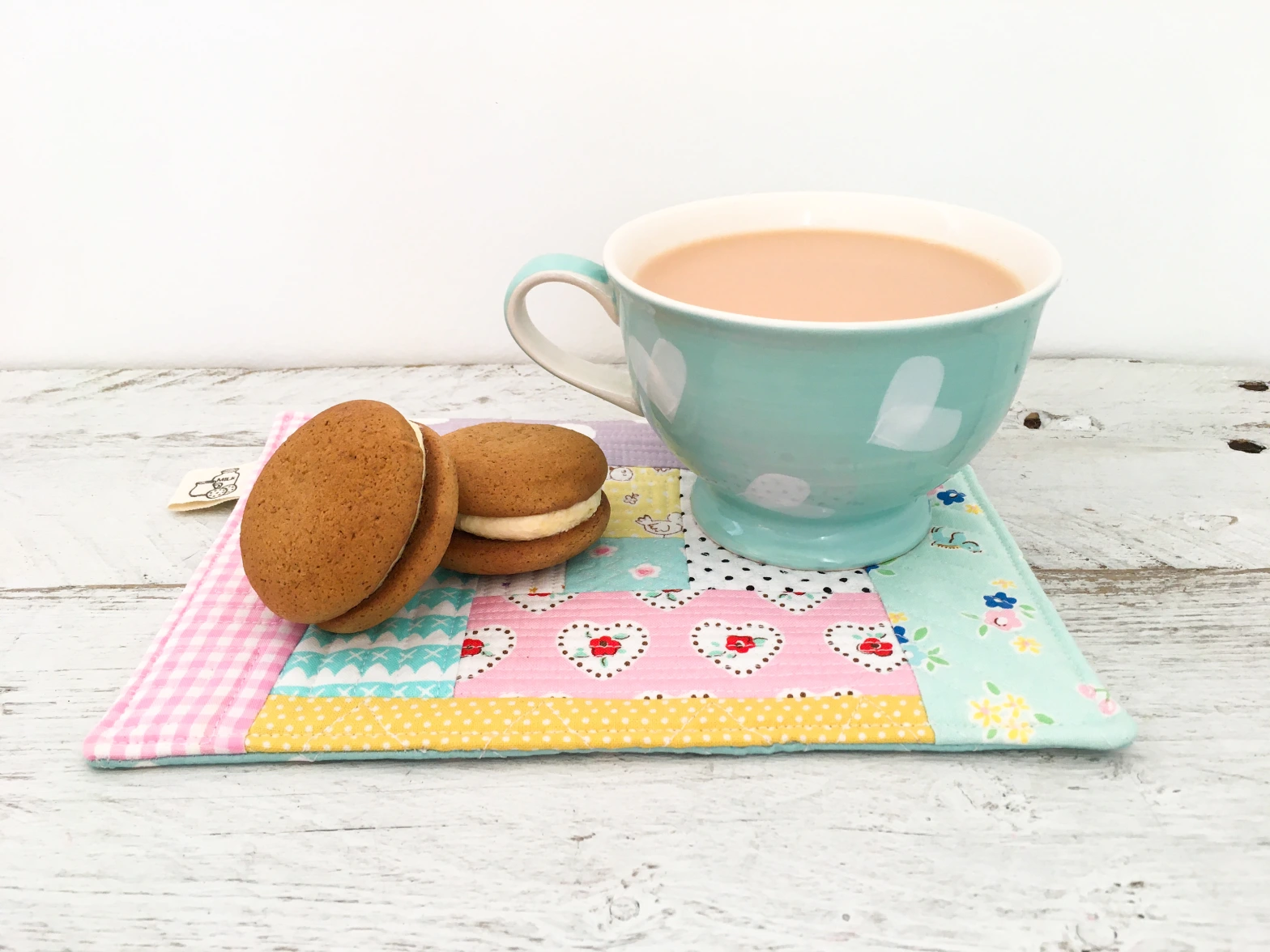 30 Cute and Easy Free Mug Rug Patterns - Patchwork Posse