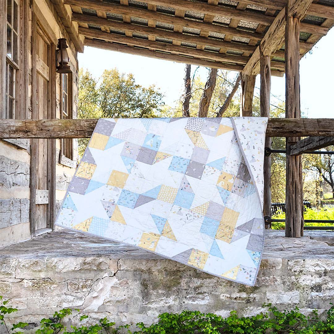 35+ Free Charm Pack Quilt Patterns - Patchwork Posse