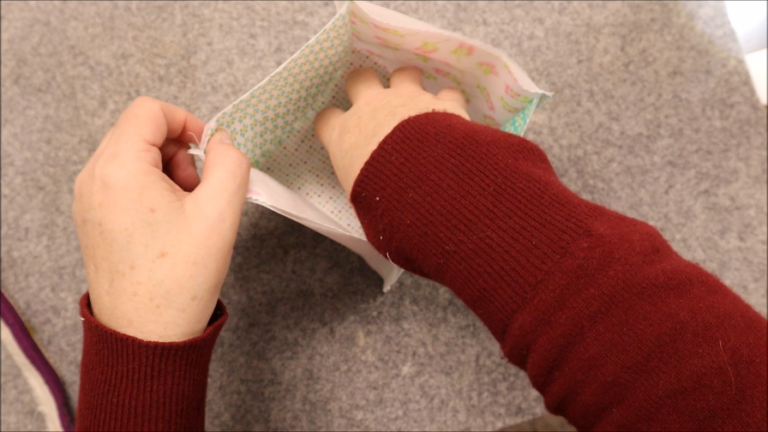 Free Thread Catcher Pattern - Patchwork Posse