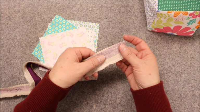 Free Thread Catcher Pattern - Patchwork Posse