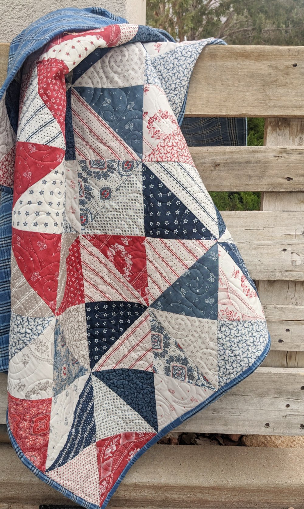 Free Hour Glass Quilt Pattern - Patchwork Posse