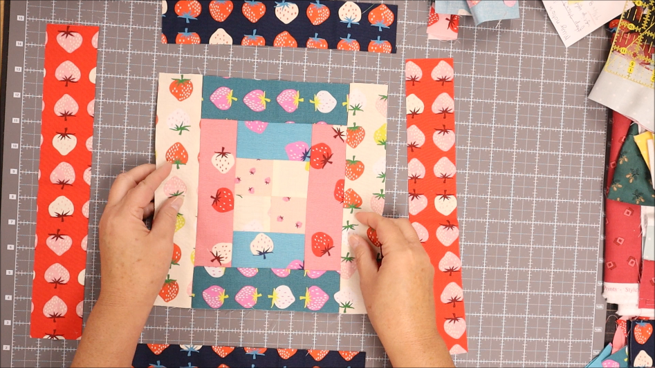 Courthouse Steps Quilt Pattern - Patchwork Posse